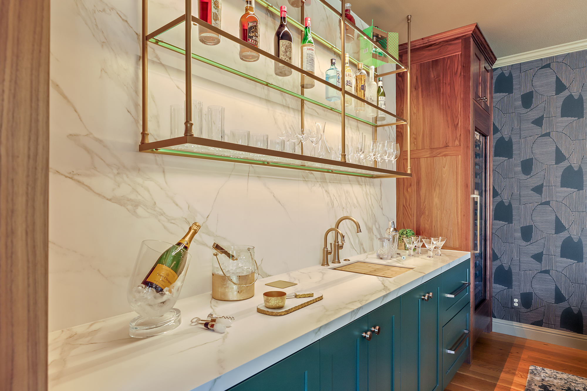 Mix, Mingle, and Martini's: A Glamorous Bar and Lounge Makeover - KTJ ...